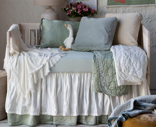 Petit Bella - Exquisite Linens for Your Little One – Bella Notte Linens